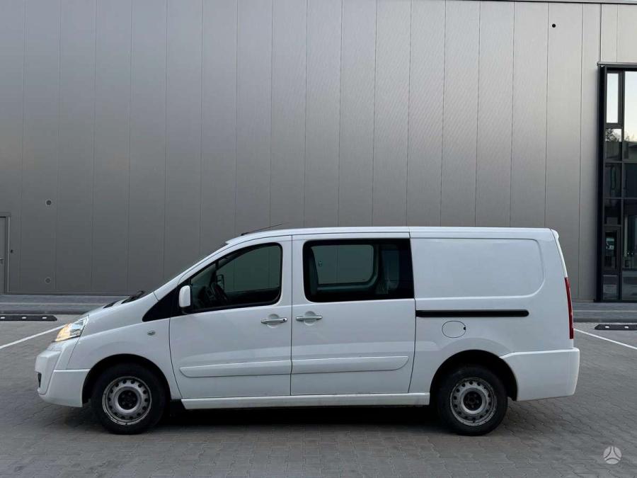 Balts Toyota Proace 2015 Viļņa, ar dzinēja tilpumu 2.00 L un nobraukumu 237 tūkst. km par 4400 €, foto 9 vietnē AUTOMOTO.COM.LV
