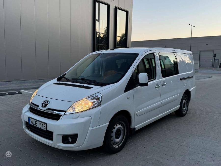 Balts Toyota Proace 2015 Viļņa, ar dzinēja tilpumu 2.00 L un nobraukumu 237 tūkst. km par 4400 €, foto 15 vietnē AUTOMOTO.COM.LV