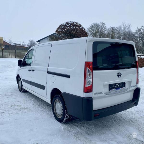 Balts Toyota Proace 2016 Marijampole, ar dzinēja tilpumu 2.00 L un nobraukumu 195 tūkst. km par 6474 €, foto 2 vietnē AUTOMOTO.COM.LV
