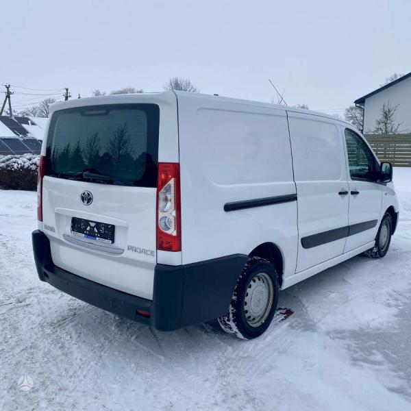 Balts Toyota Proace 2016 Marijampole, ar dzinēja tilpumu 2.00 L un nobraukumu 195 tūkst. km par 6474 €, foto 4 vietnē AUTOMOTO.COM.LV