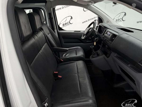 Balts Toyota Proace 2017 Viļņa, ar dzinēja tilpumu 2.00 L un nobraukumu 118 tūkst. km par 10500 €, foto 6 vietnē AUTOMOTO.COM.LV