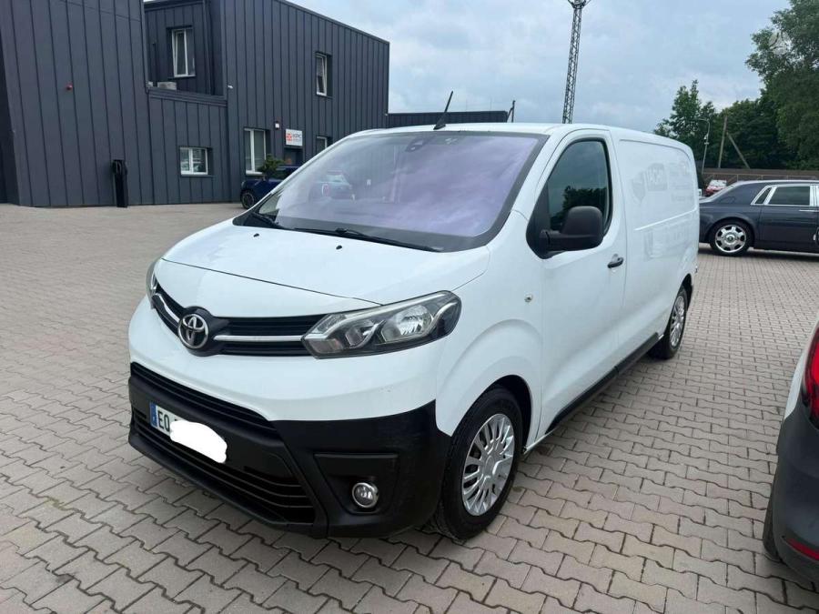 White Toyota Proace 2017 in Kaunas, with an engine capacity of 1.60 L and mileage of 228 thousand km for 5450 €, photo 1 on AUTOMOTO.COM.LV