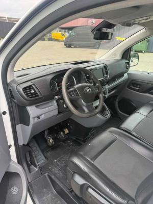 White Toyota Proace 2017 in Kaunas, with an engine capacity of 1.60 L and mileage of 228 thousand km for 5450 €, photo 5 on AUTOMOTO.COM.LV