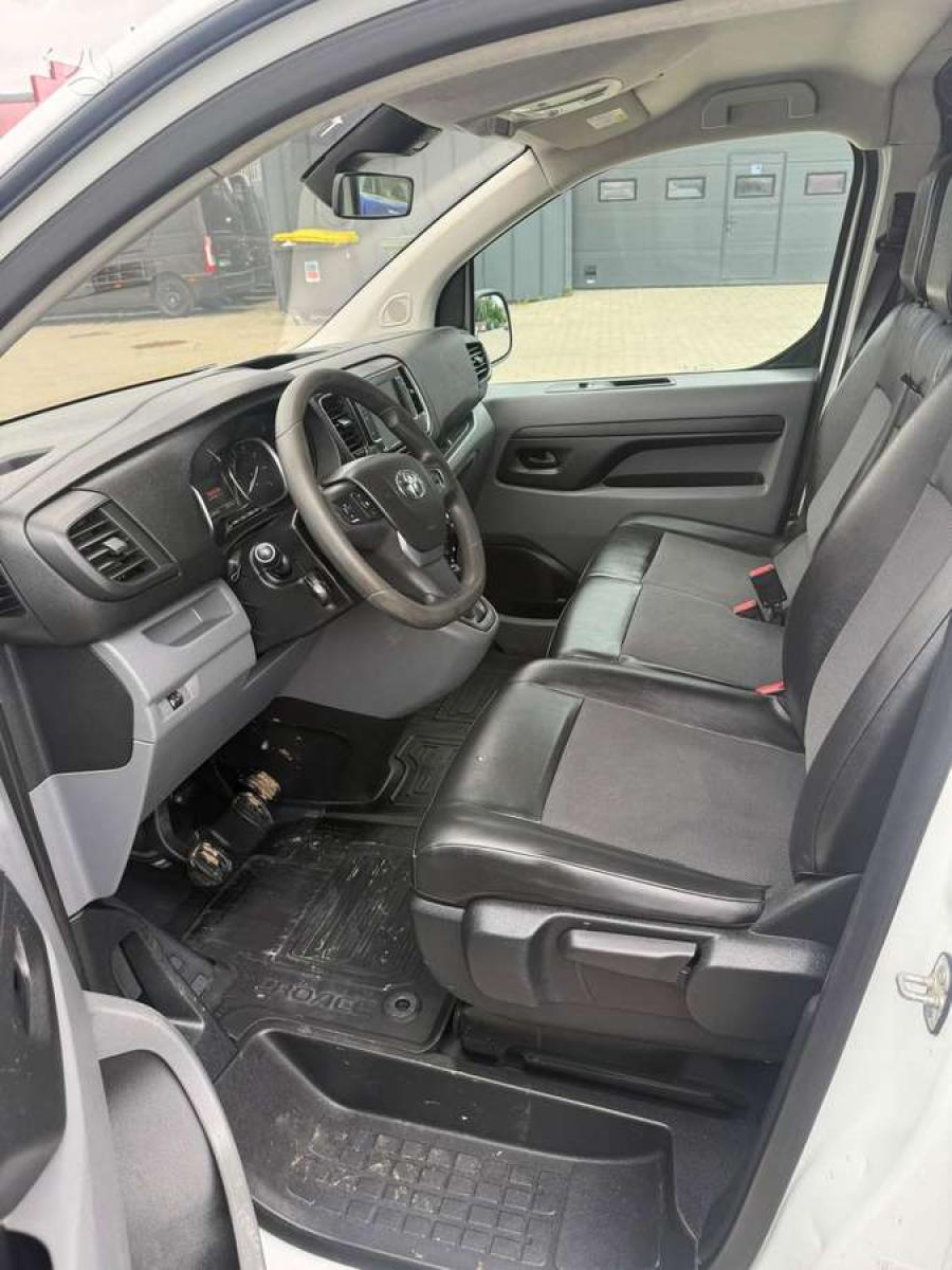 White Toyota Proace 2017 in Kaunas, with an engine capacity of 1.60 L and mileage of 228 thousand km for 5450 €, photo 8 on AUTOMOTO.COM.LV