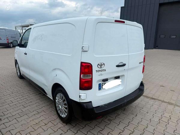 Balts Toyota Proace 2017 Kauņa, ar dzinēja tilpumu 1.60 L un nobraukumu 228 tūkst. km par 5450 €, foto 9 vietnē AUTOMOTO.COM.LV
