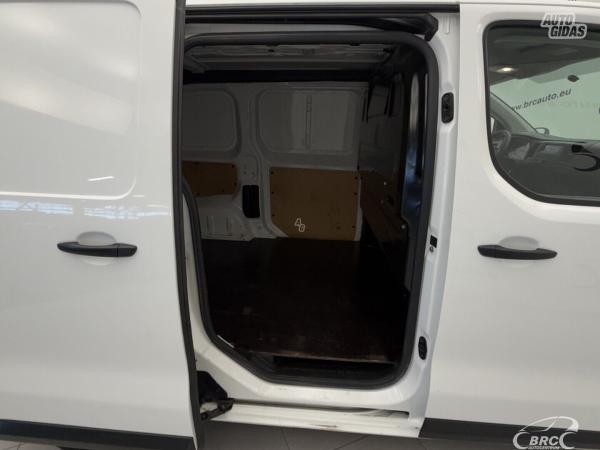 Balts Toyota Proace 2018 Avižieniai, ar dzinēja tilpumu 1.60 L un nobraukumu 160 tūkst. km par 8900 €, foto 7 vietnē AUTOMOTO.COM.LV