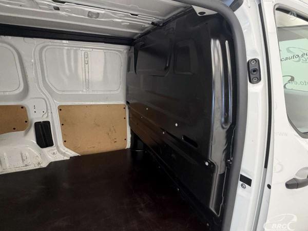 White Toyota Proace 2018 in Vilnius, with an engine capacity of 1.56 L and mileage of 160 thousand km for 8600 €, photo 10 on AUTOMOTO.COM.LV