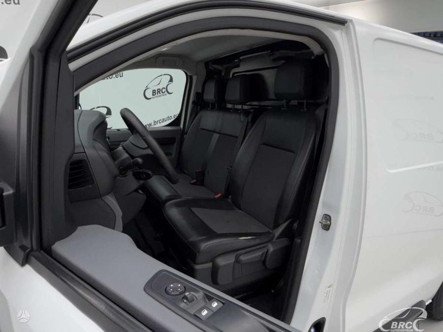 White Toyota Proace 2018 in Vilnius, with an engine capacity of 1.56 L and mileage of 160 thousand km for 8600 €, photo 20 on AUTOMOTO.COM.LV
