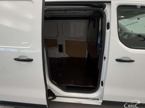 Balts Toyota Proace 2018 Viļņa, ar dzinēja tilpumu 1.56 L un nobraukumu 160 tūkst. km par 7900 €, foto 8 vietnē AUTOMOTO.COM.LV