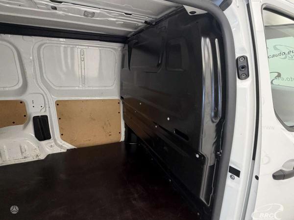 Balts Toyota Proace 2018 Viļņa, ar dzinēja tilpumu 1.56 L un nobraukumu 160 tūkst. km par 7900 €, foto 10 vietnē AUTOMOTO.COM.LV