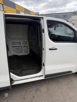 Белый Тойота Proace 2018 в Каунас, объемом двигателя 1.56 л и пробегом 300 тыс. км за 5990 €, фото 7 на AUTOMOTO.COM.LV