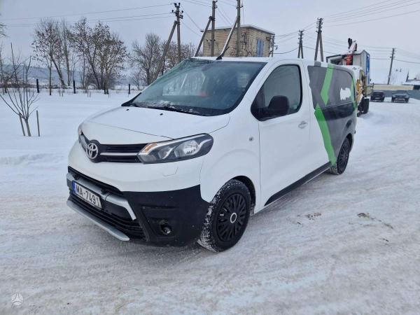 Balts Toyota Proace 2019 Kauņa, ar dzinēja tilpumu 2.00 L un nobraukumu 278 tūkst. km par 5929 €, foto 3 vietnē AUTOMOTO.COM.LV