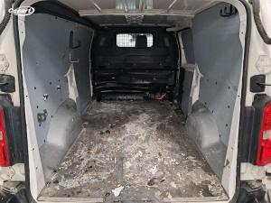 White Toyota Proace 2019 in Utena, with an engine capacity of 2.00 L and mileage of 100 thousand km for 8591 €, photo 4 on AUTOMOTO.COM.LV