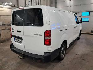 White Toyota Proace 2019 in Utena, with an engine capacity of 2.00 L and mileage of 100 thousand km for 8591 €, photo 5 on AUTOMOTO.COM.LV
