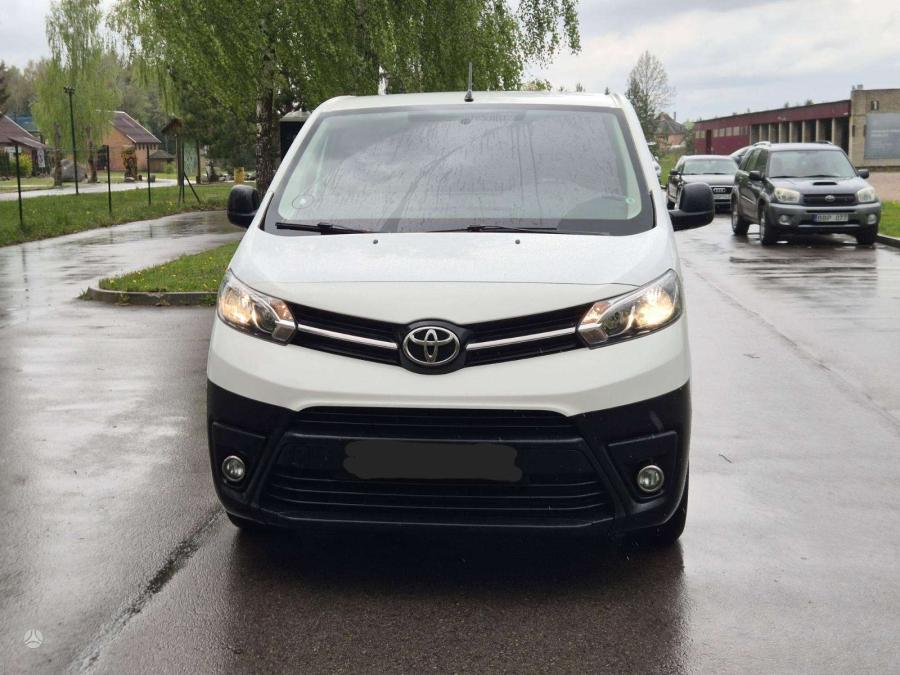 Balts Toyota Proace 2019 Tauragė, ar dzinēja tilpumu 2.00 L un nobraukumu 295 tūkst. km par 8500 €, foto 4 vietnē AUTOMOTO.COM.LV