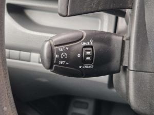 Balts Toyota Proace 2019 Tauragė, ar dzinēja tilpumu 2.00 L un nobraukumu 295 tūkst. km par 8500 €, foto 17 vietnē AUTOMOTO.COM.LV