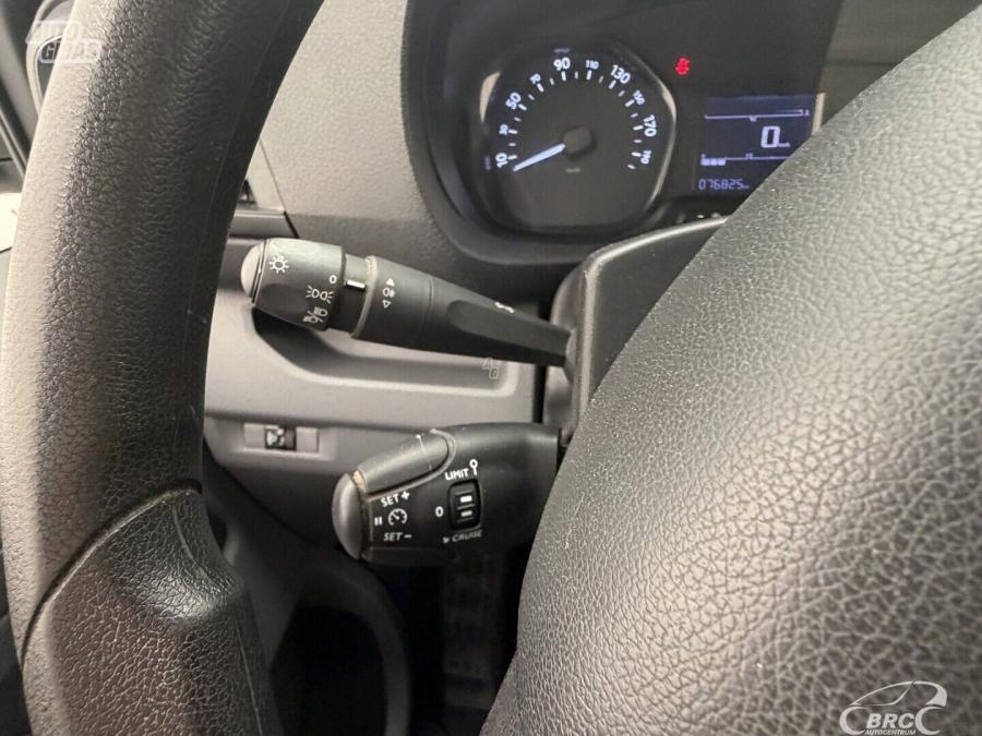 Balts Toyota Proace 2020 Avižieniai, ar dzinēja tilpumu 2.00 L un nobraukumu 77 tūkst. km par 11500 €, foto 26 vietnē AUTOMOTO.COM.LV