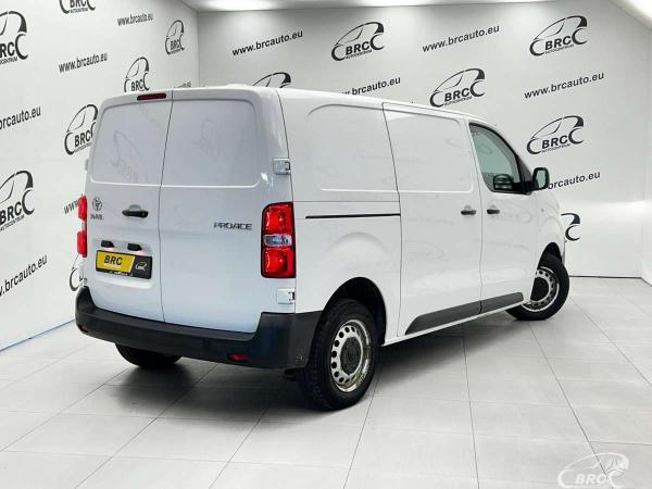 White Toyota Proace 2021 in Vilnius, with an engine capacity of 2.00 L and mileage of 113 thousand km for 11900 €, photo 4 on AUTOMOTO.COM.LV