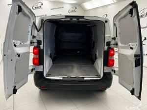 White Toyota Proace 2021 in Vilnius, with an engine capacity of 2.00 L and mileage of 113 thousand km for 11900 €, photo 22 on AUTOMOTO.COM.LV