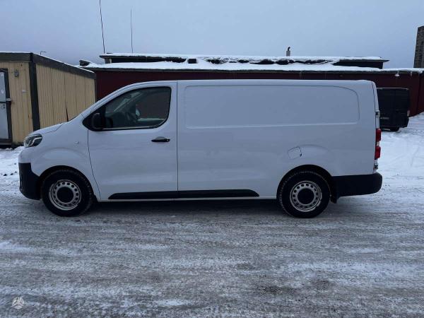 White Toyota Proace 2022 in Tallinn, with an engine capacity of 2.00 L and mileage of 88 thousand km for 19500 €, photo 1 on AUTOMOTO.COM.LV