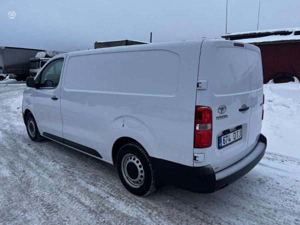 White Toyota Proace 2022 in Tallinn, with an engine capacity of 2.00 L and mileage of 88 thousand km for 19500 €, photo 4 on AUTOMOTO.COM.LV