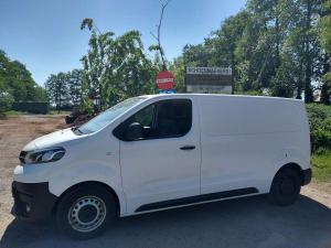 Balts Toyota Proace 2022 Raseiniai, ar dzinēja tilpumu 1.56 L un nobraukumu 156 tūkst. km par 9000 €, foto 4 vietnē AUTOMOTO.COM.LV