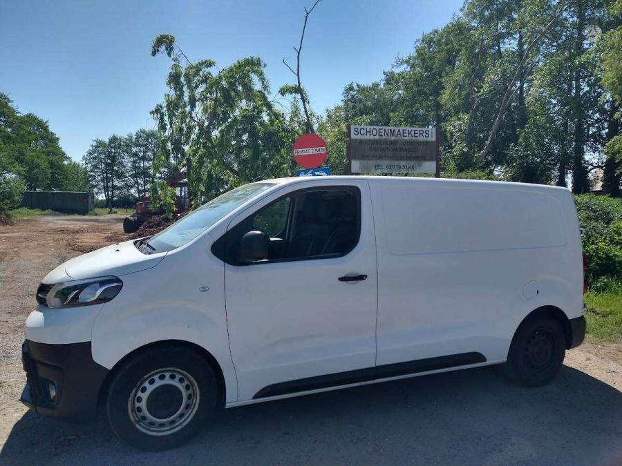 Balts Toyota Proace 2022 Raseiniai, ar dzinēja tilpumu 1.56 L un nobraukumu 156 tūkst. km par 9000 €, foto 4 vietnē AUTOMOTO.COM.LV
