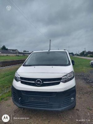 Balts Toyota Proace 2022 Raseiniai, ar dzinēja tilpumu 1.56 L un nobraukumu 156 tūkst. km par 9000 €, foto 9 vietnē AUTOMOTO.COM.LV