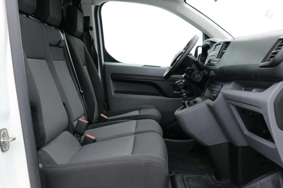 White Toyota Proace 2022 in Vilnius, with an engine capacity of 2.00 L and mileage of 133 thousand km for 20500 €, photo 9 on AUTOMOTO.COM.LV
