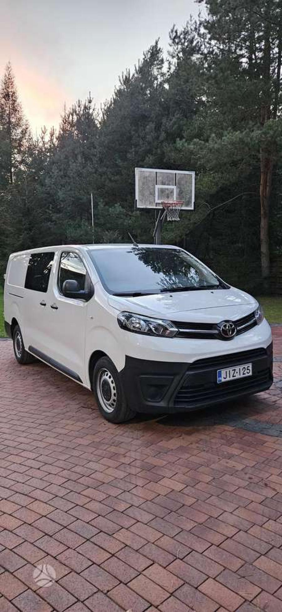 Белый Тойота Proace 2022 в Молетай, объемом двигателя 2.00 л и пробегом 92 тыс. км за 18900 €, фото 1 на AUTOMOTO.COM.LV