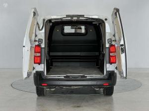 White Toyota Proace 2025 in Vilnius, with an engine capacity of 2.00 L and mileage of 33 thousand km for 32900 €, photo 11 on AUTOMOTO.COM.LV