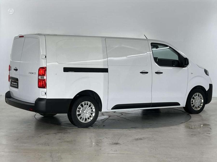 White Toyota Proace 2025 in Vilnius, with an engine capacity of 2.00 L and mileage of 33 thousand km for 32900 €, photo 20 on AUTOMOTO.COM.LV