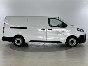 White Toyota Proace 2025 in Vilnius, with an engine capacity of 0.00 L and mileage of 8 thousand km for 33900 €, photo 17 on AUTOMOTO.COM.LV