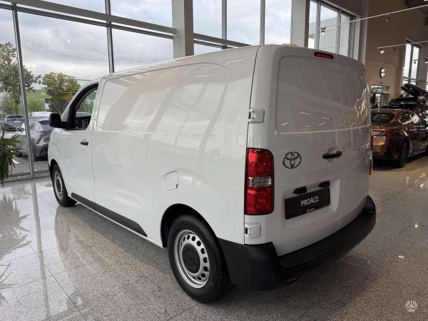 Balts Toyota Proace 2026 Šauļi, ar dzinēja tilpumu 1.50 L un nobraukumu 0 tūkst. km par 26900 €, foto 3 vietnē AUTOMOTO.COM.LV