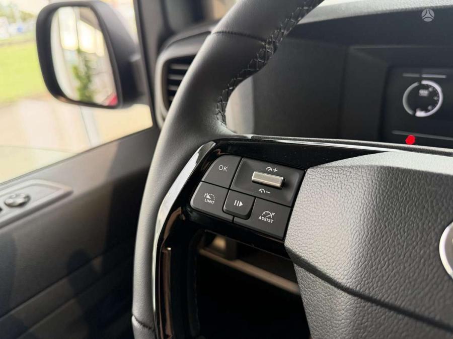 Balts Toyota Proace 2026 Šauļi, ar dzinēja tilpumu 1.50 L un nobraukumu 0 tūkst. km par 26900 €, foto 11 vietnē AUTOMOTO.COM.LV