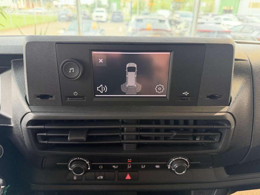 Balts Toyota Proace 2026 Šauļi, ar dzinēja tilpumu 1.50 L un nobraukumu 0 tūkst. km par 26900 €, foto 13 vietnē AUTOMOTO.COM.LV