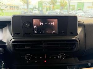 Balts Toyota Proace 2026 Šauļi, ar dzinēja tilpumu 1.50 L un nobraukumu 0 tūkst. km par 26900 €, foto 14 vietnē AUTOMOTO.COM.LV