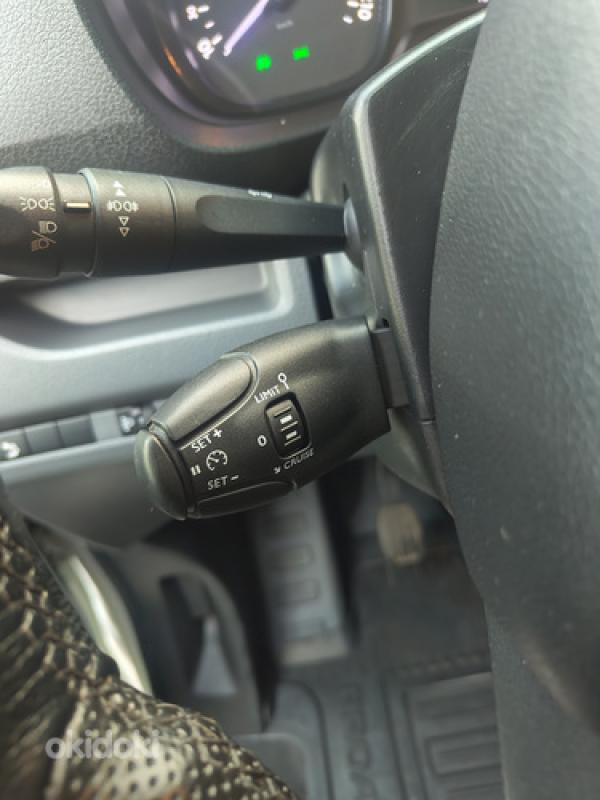 White Toyota Proace 2016 in Tallinn, with an engine capacity of 70.00 L and mileage of 182 thousand km for 7999 €, photo 7 on AUTOMOTO.COM.LV