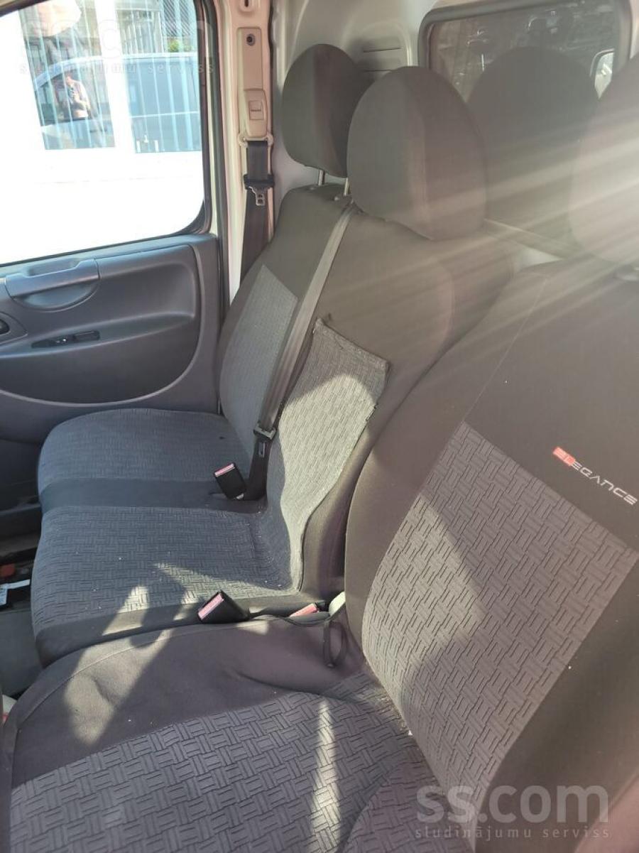 Balts Toyota Proace 2016 Rīga, ar dzinēja tilpumu 2.00 L un nobraukumu 206 tūkst. km par 3000 €, foto 7 vietnē AUTOMOTO.COM.LV