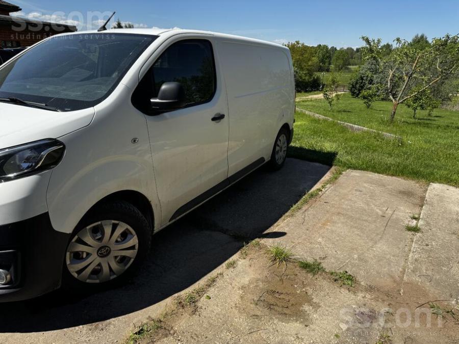 Balts Toyota Proace 2017 Ogre, ar dzinēja tilpumu 1.60 L un nobraukumu 151 tūkst. km par 10000 €, foto 1 vietnē AUTOMOTO.COM.LV