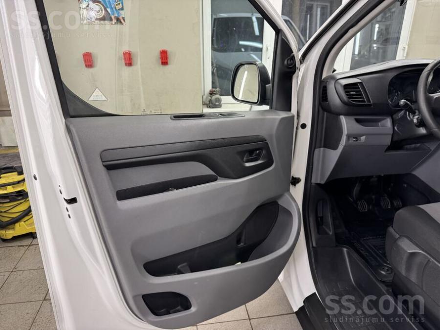 Balts Toyota Proace 2017 Rīga, ar dzinēja tilpumu 1.60 L un nobraukumu 0 tūkst. km par 7900 €, foto 7 vietnē AUTOMOTO.COM.LV