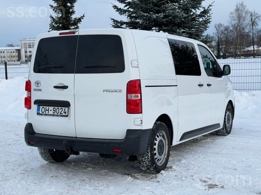 Balts Toyota Proace 2018 Jelgava, ar dzinēja tilpumu 2.00 L un nobraukumu 231 tūkst. km par 9900 €, foto 5 vietnē AUTOMOTO.COM.LV