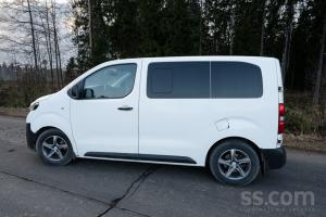 White Toyota Proace 2018 in Jelgava, with an engine capacity of 1.60 L and mileage of 300 thousand km for 6900 €, photo 3 on AUTOMOTO.COM.LV