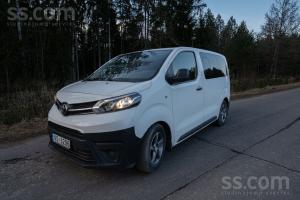 White Toyota Proace 2018 in Jelgava, with an engine capacity of 1.60 L and mileage of 300 thousand km for 6900 €, photo 4 on AUTOMOTO.COM.LV