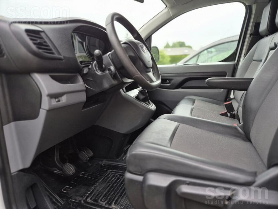 White Toyota Proace 2018 in Riga, with an engine capacity of 1.60 L and mileage of 111 thousand km for 8700 €, photo 9 on AUTOMOTO.COM.LV