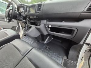 White Toyota Proace 2018 in Riga, with an engine capacity of 1.60 L and mileage of 111 thousand km for 8700 €, photo 10 on AUTOMOTO.COM.LV