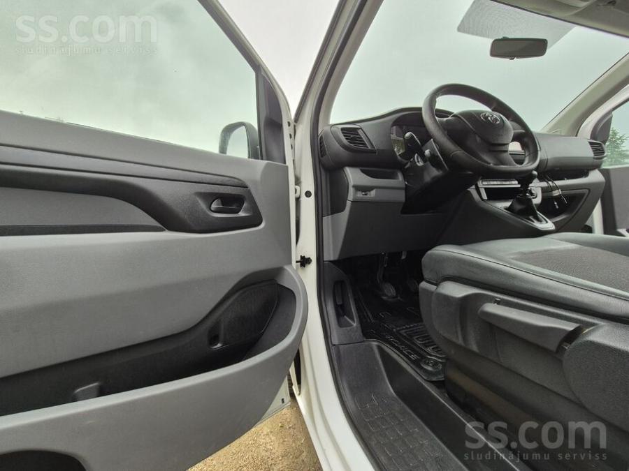 White Toyota Proace 2018 in Riga, with an engine capacity of 1.60 L and mileage of 111 thousand km for 8700 €, photo 11 on AUTOMOTO.COM.LV