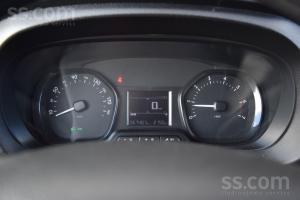 Balts Toyota Proace 2018 Rīga, ar dzinēja tilpumu 2.00 L un nobraukumu 67 tūkst. km par 16000 €, foto 5 vietnē AUTOMOTO.COM.LV