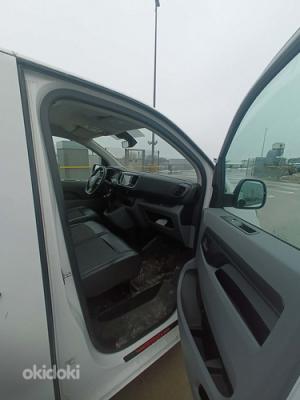 Balts Toyota Proace 2018 Tallina, ar dzinēja tilpumu 2.00 L un nobraukumu 280 tūkst. km par 12500 €, foto 8 vietnē AUTOMOTO.COM.LV