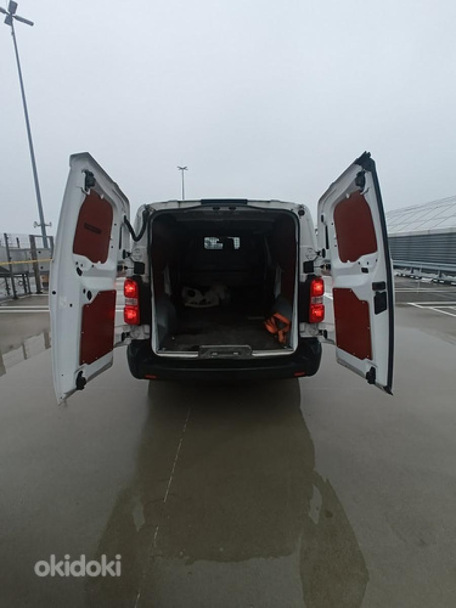 Balts Toyota Proace 2018 Tallina, ar dzinēja tilpumu 2.00 L un nobraukumu 280 tūkst. km par 12500 €, foto 10 vietnē AUTOMOTO.COM.LV